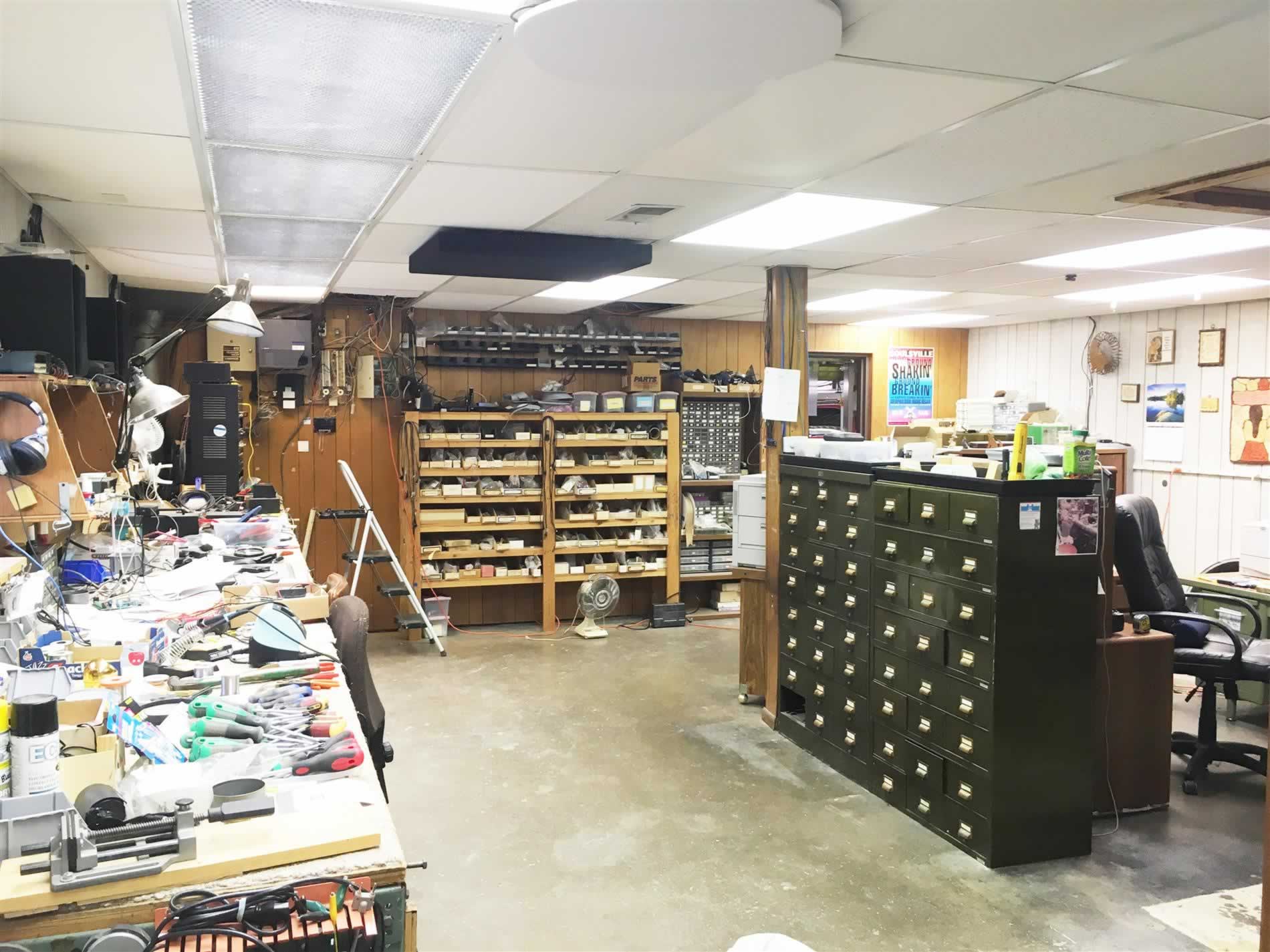 SHOP / OFFICE SPACE FOR SALE | Daniel Companies